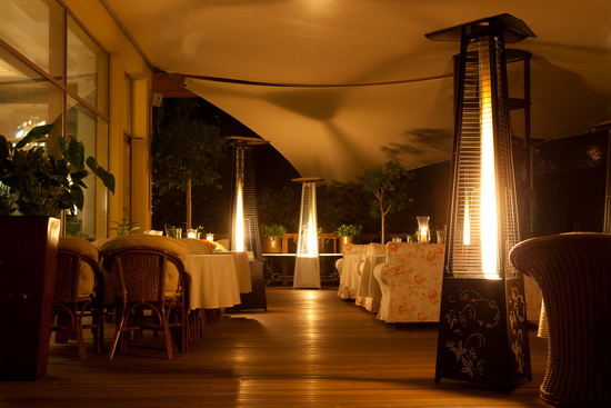 Wimpel Pyramide Fakkel 9300W – Wimpel